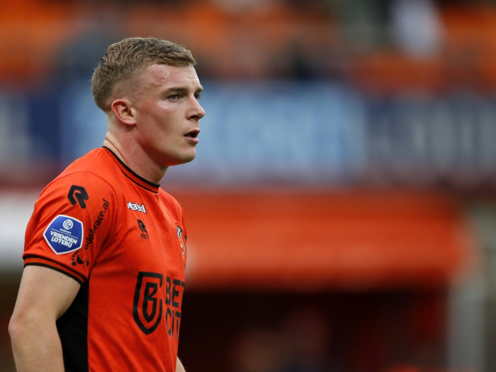 Schalke verpflichtet Linksverteidiger Murkin - Fussballdaten