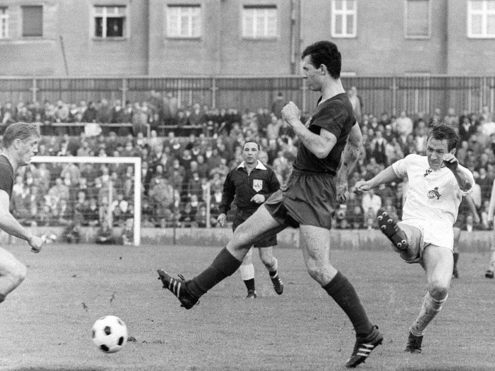 Er watschte einst Beckenbauer: Gerhard König gestorben - Fussballdaten