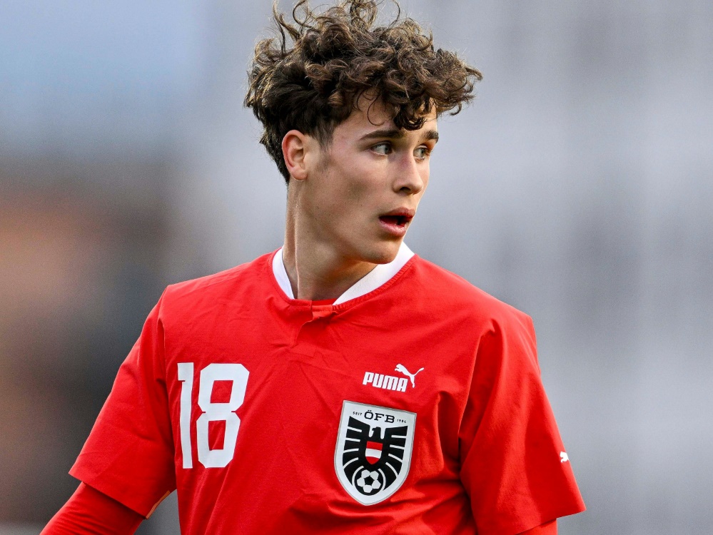 Augsburg verpflichtet Linksverteidiger Sorg aus Graz - Fussballdaten