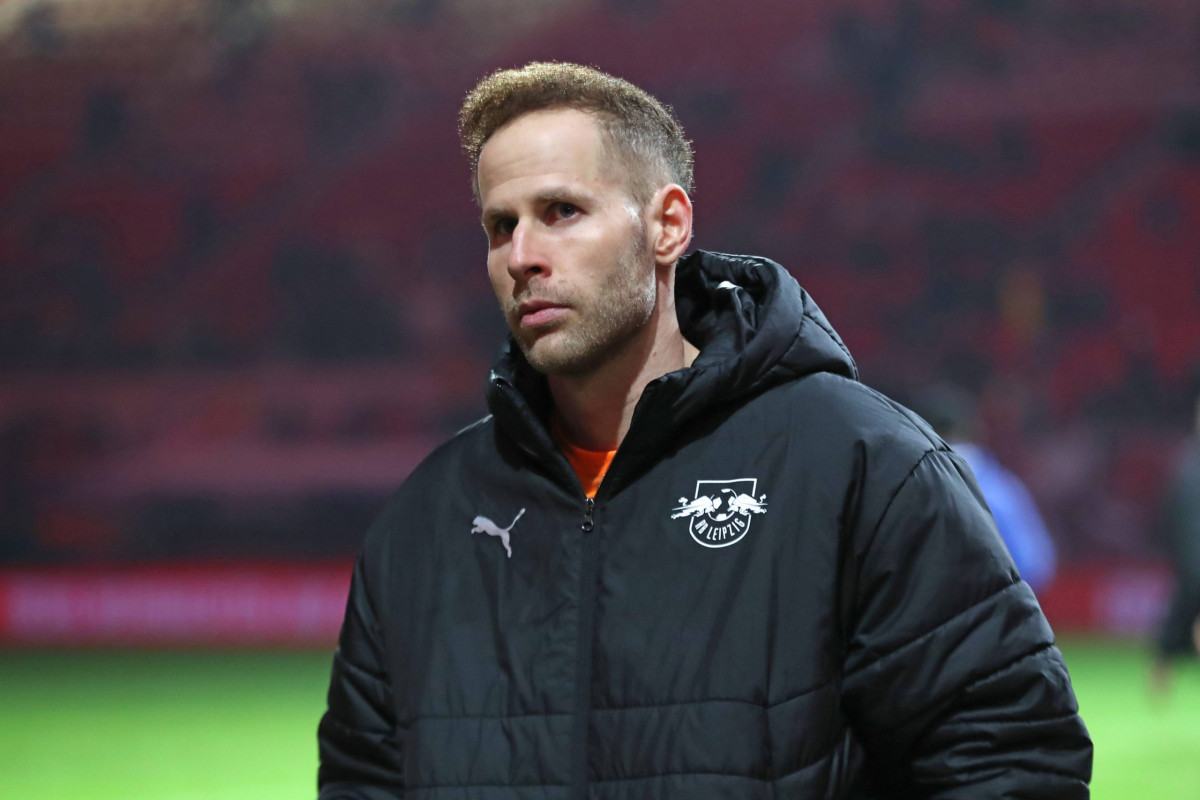 Verlässt Gulacsi RB Leipzig? Schäfer mit klarer Antwort - Fussballdaten