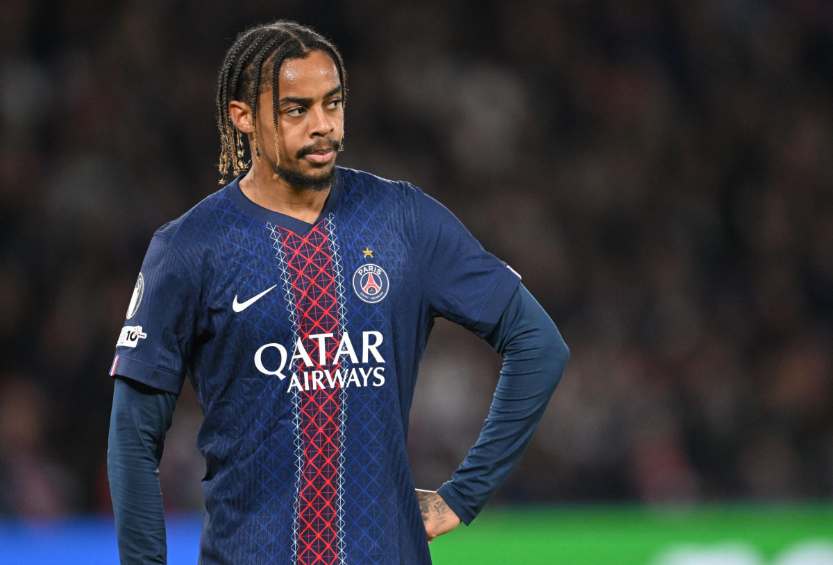 Premier-League-Trio will PSG-Star Bradley Barcola - Fussballdaten