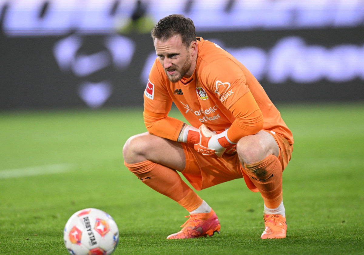 Wer ersetzt Flekken? Leverkusen hat drei Kandidaten aus der Premier ...