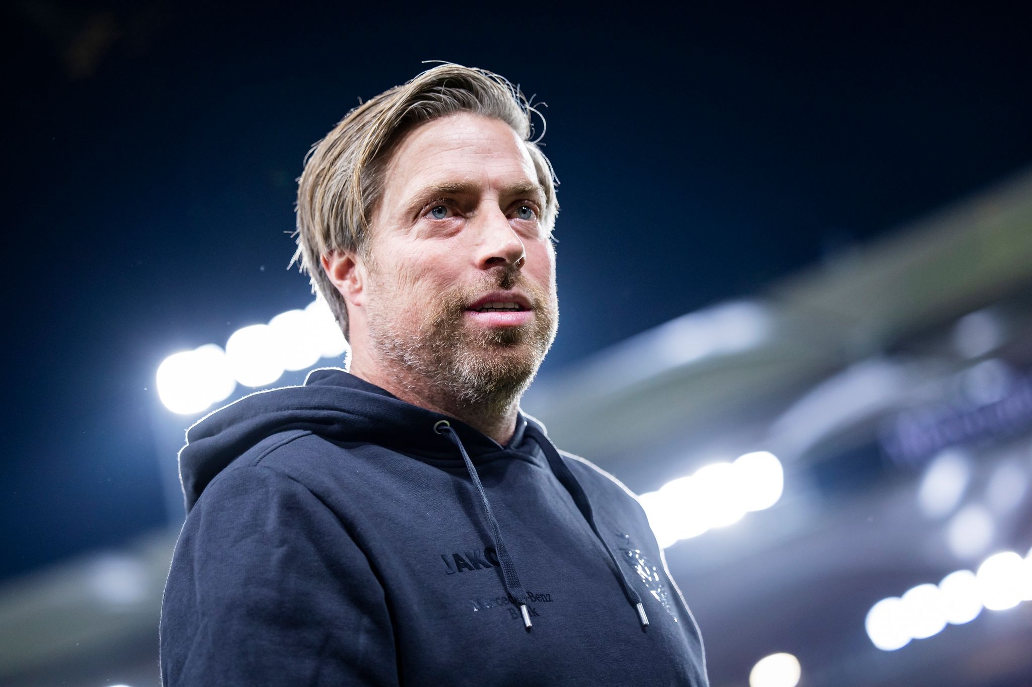 VfB-Vorstandschef Wehrle: Entscheidung über Coach nach Reise ...