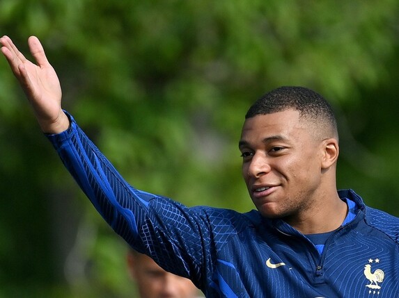 Mbappe: Nie mit PSG über Verlängerung gesprochen - Fussballdaten