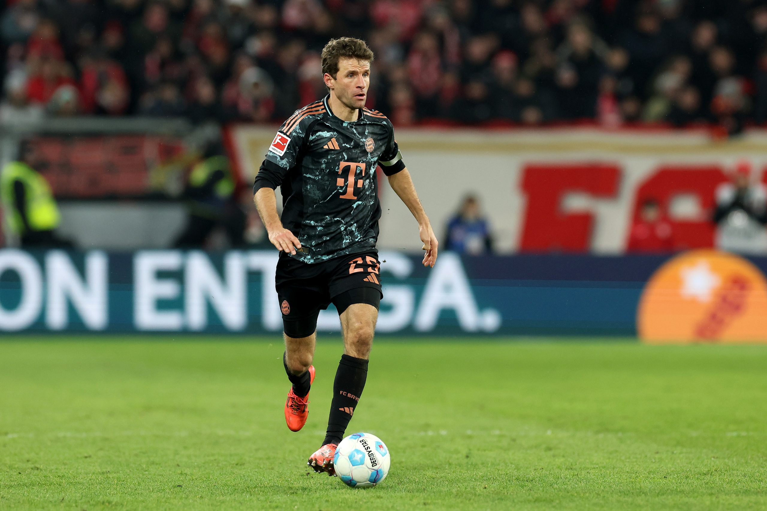 Karriereende aufgeschoben? FC Bayern offen für Müller-Verlängerung ...