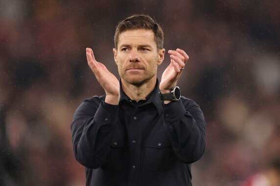 Nicht nur Alonso: Deutscher Kandidat für Trainerjob beim FC Liverpool ...