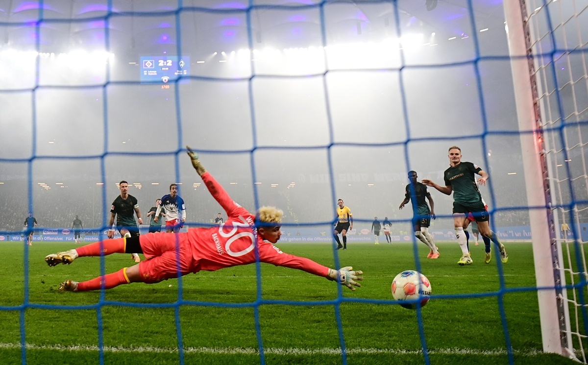 Next-Gen-Neuer vor dem Transfer: Wohin zieht es den Werder-Torwart ...