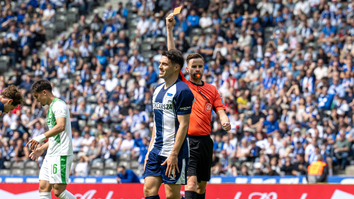 Zweite Rote Karte: DFB gibt Brekalo-Strafe bekannt - Fussballdaten
