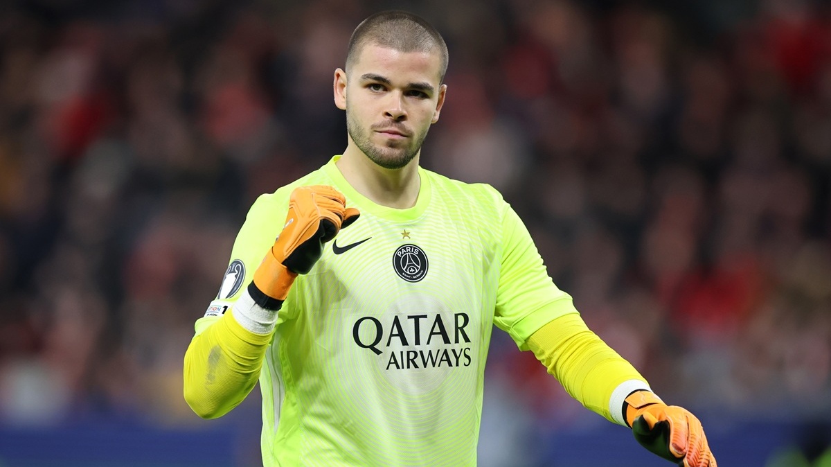 Veränderungen im Tor: PSG-Keeper auf dem Radar von Premier League-Klubs ...