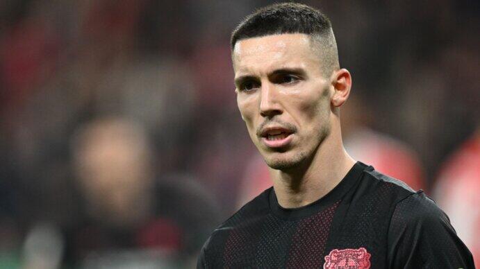 Grimaldo vor Bayer-Abschied: Einigung mit Top-Klub erzielt - Fussballdaten