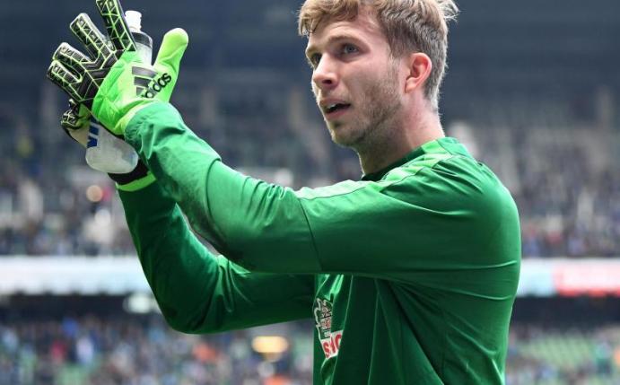 «Bild»: Torwart Felix Wiedwald vor Rückkehr nach Frankfurt - Fussballdaten