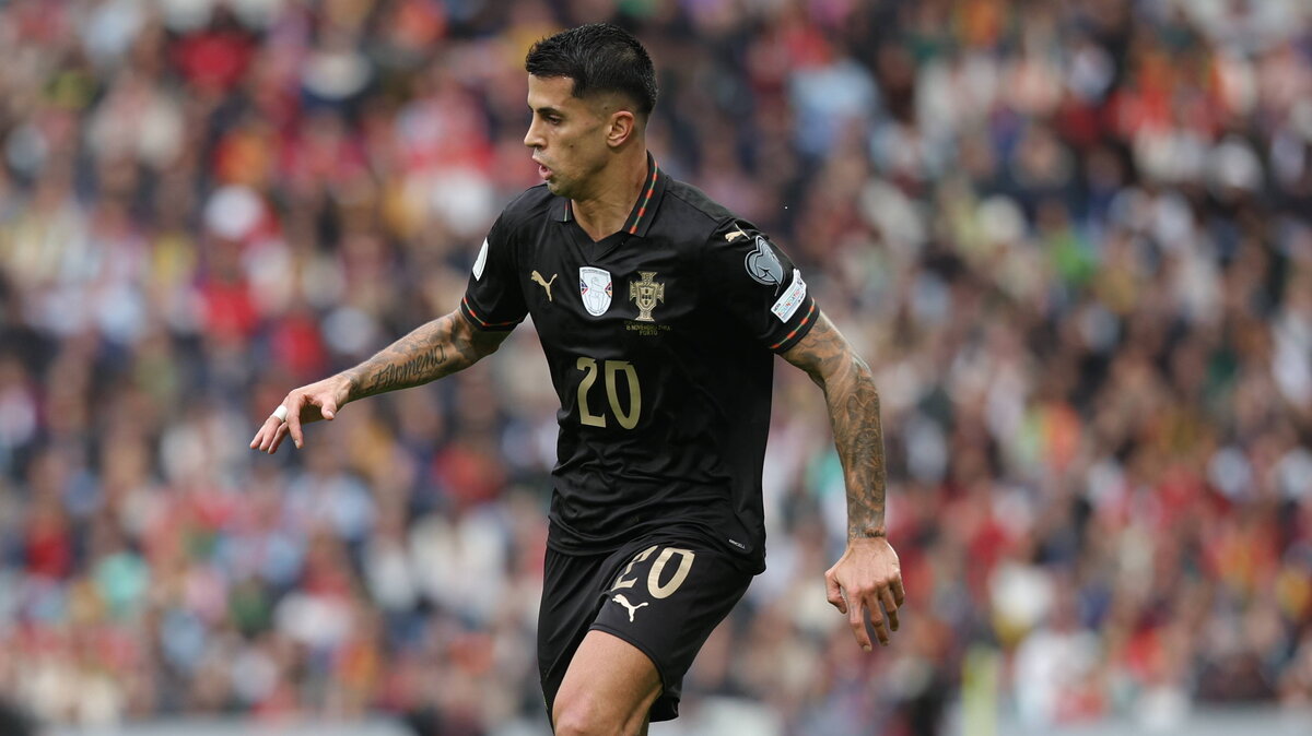 FC Barcelona sucht einen Rechtsverteidiger – drei Namen auf der ...