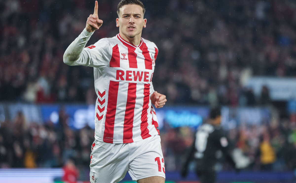 Transfer-Hammer? Premier-League-Klub will das DFB-Sturm-Juwel ...